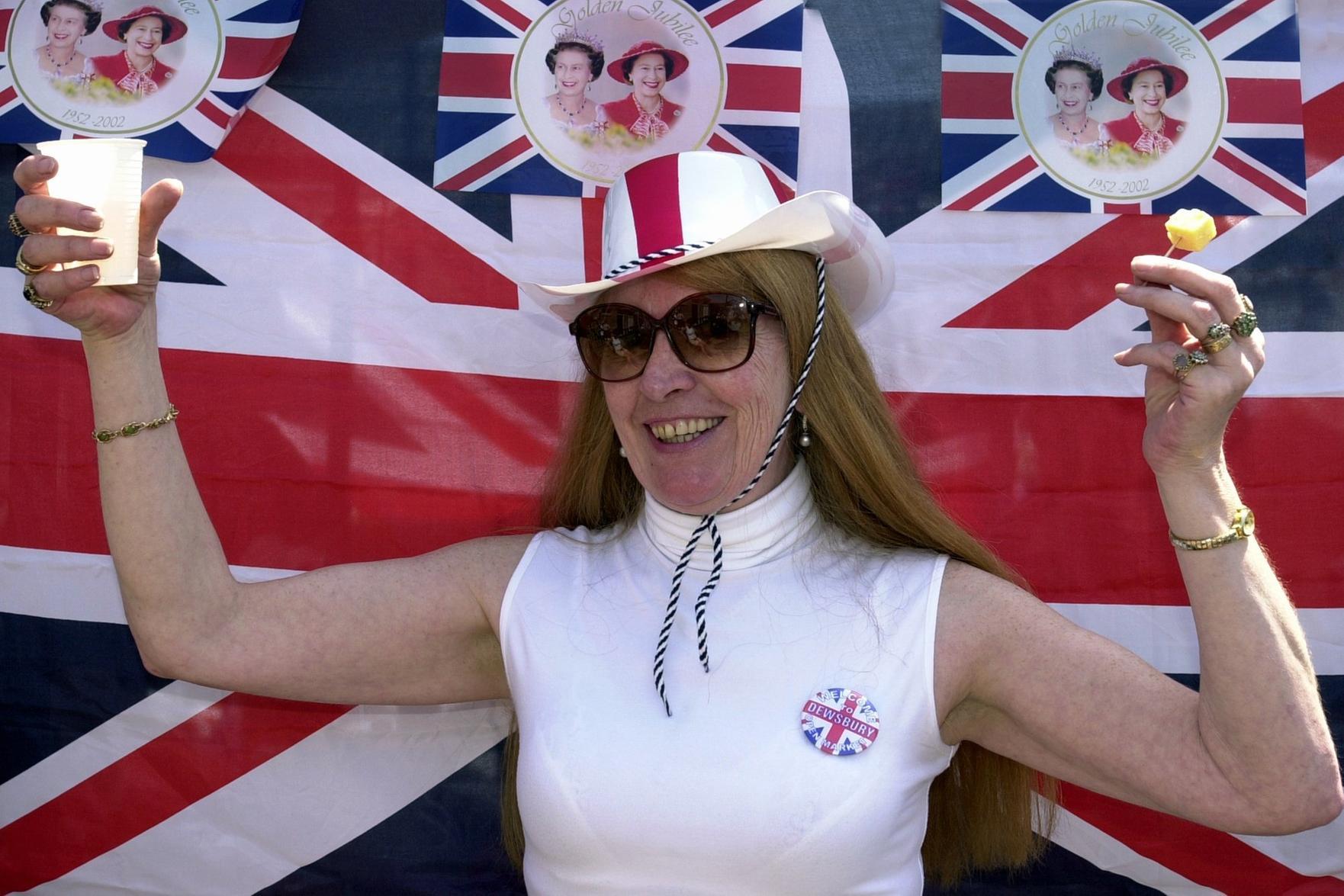 How to host the perfect Queen's platinum jubilee street party - 6 tips ...